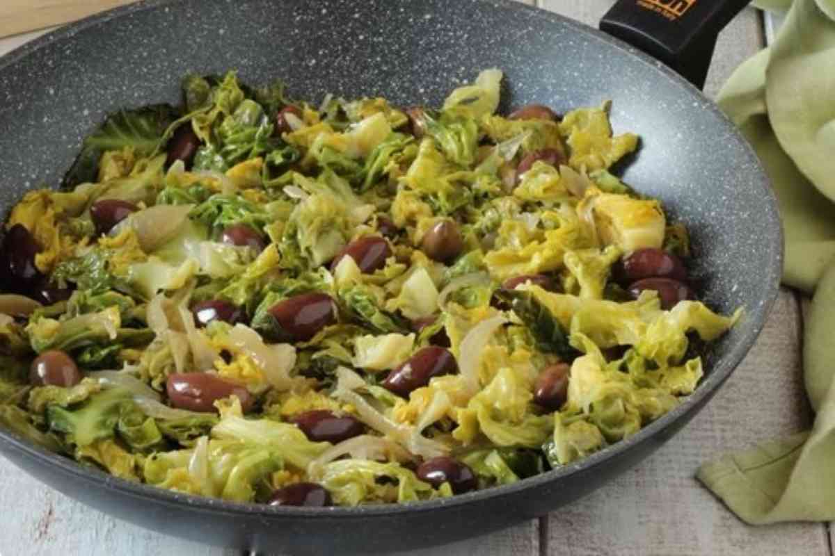 Verza in padella, che super ricetta veloce e saporita
